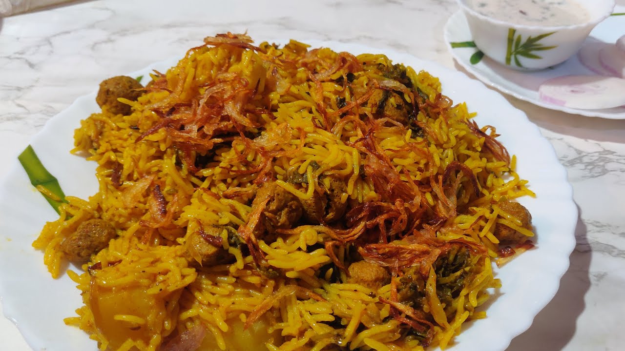 Easy Soya bean biryani | Marinated Soya bean biryani | Veg Biryani ...