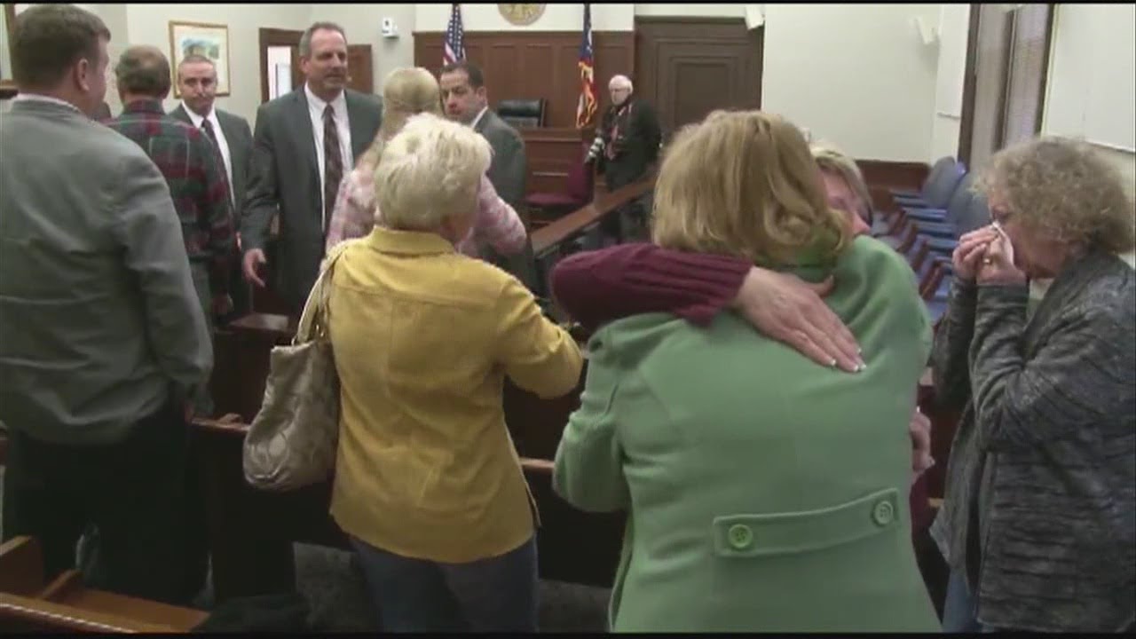 RAW: Hugs in courtroom after Beasley sentencing - YouTube