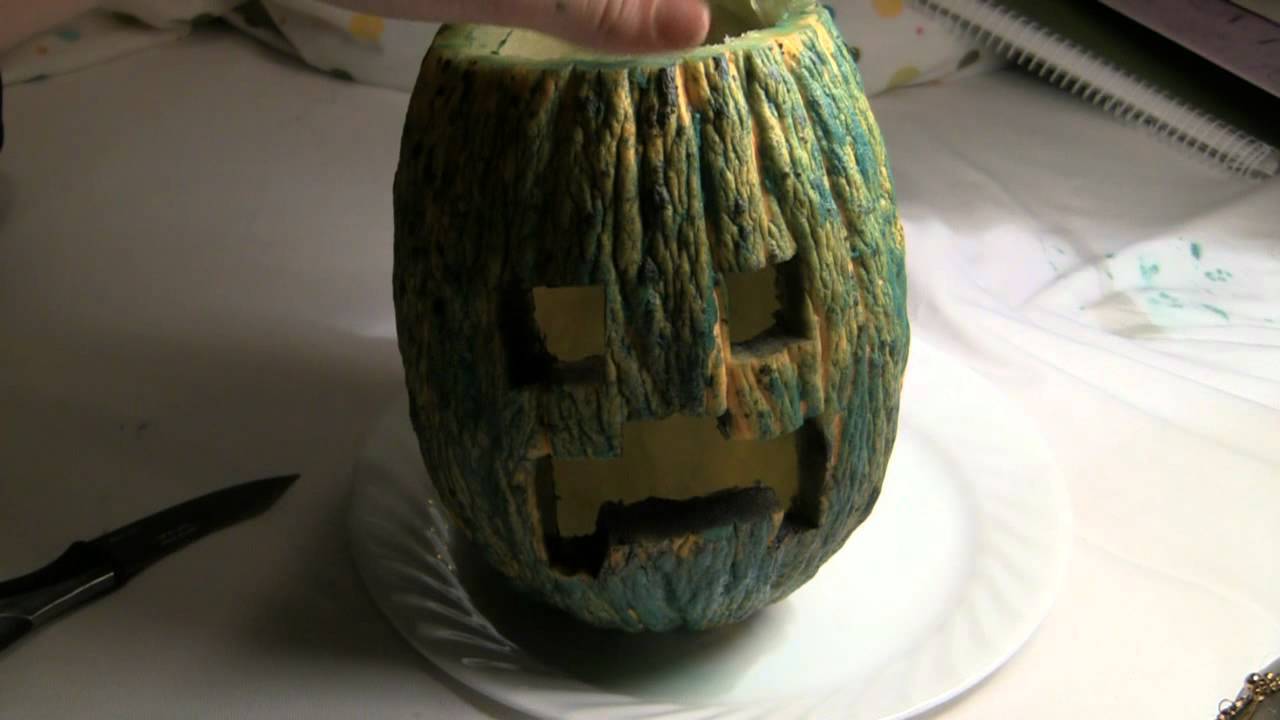 how to make a Minecraft creeper pumpkin Jack o' lantern - YouTube