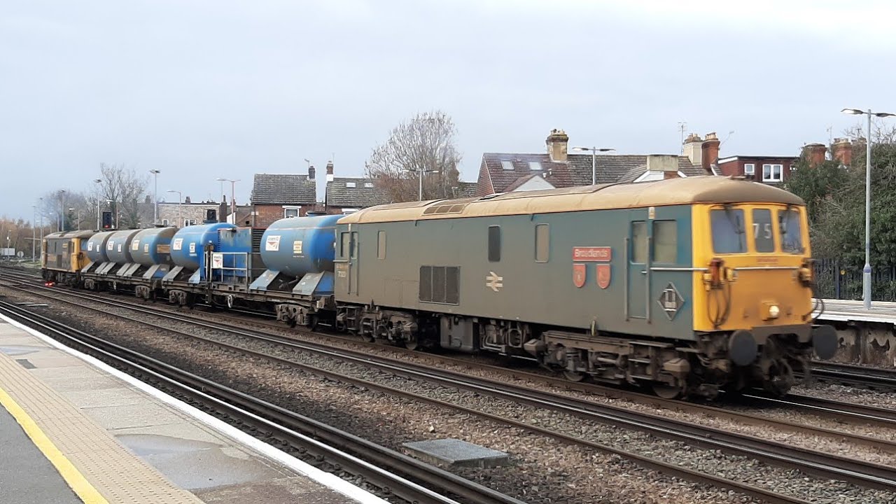 BR Blue 73201 TnT 73119 heads through Tonbridge with an RHTT Set - YouTube