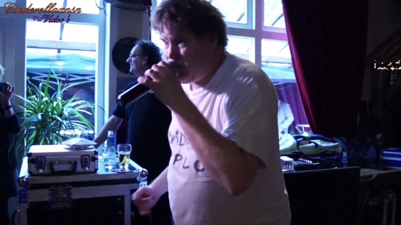 Zanger Rinus - Met Romana op de Scooter (13 Januari 2013 in Dwingeloo ...