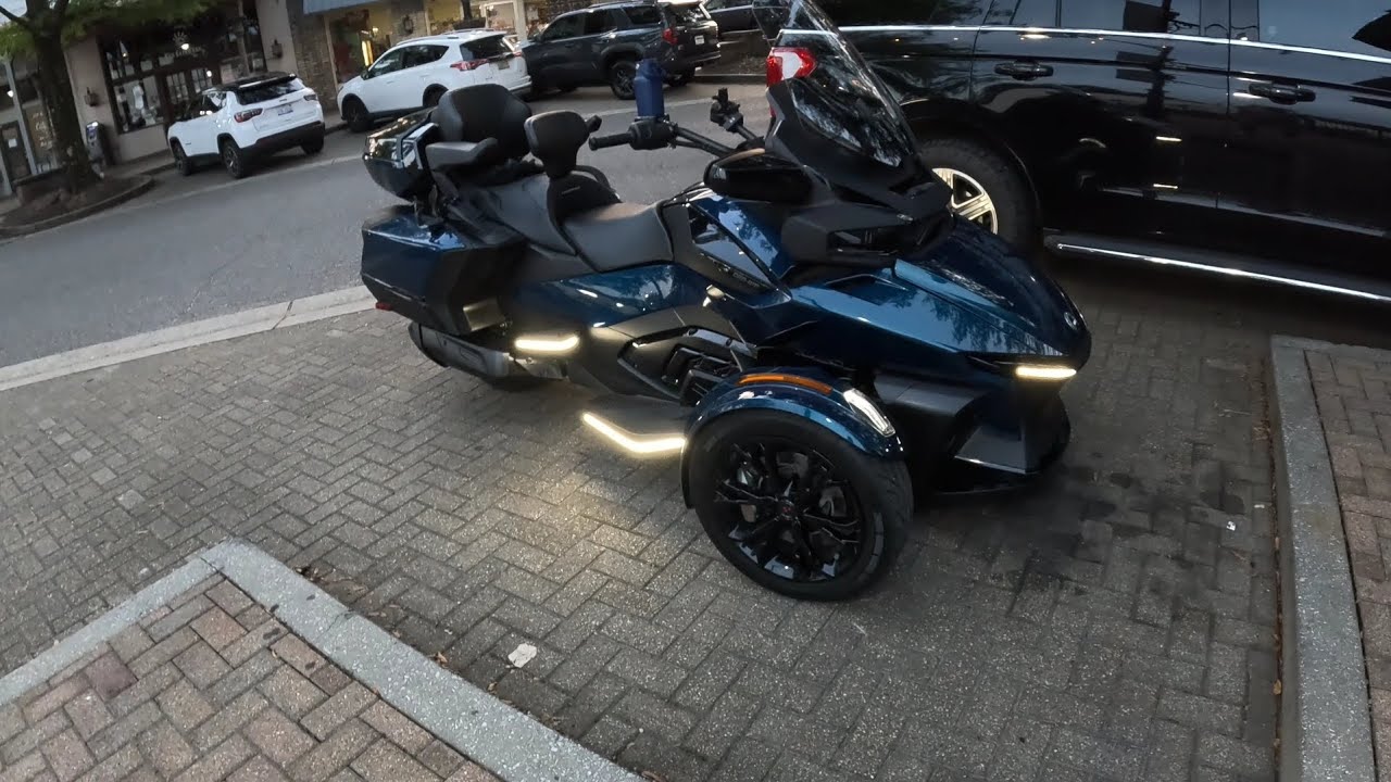 A ride & checking out Downtown "NAWPOTE!" On NightCrawler, My Can-Am ...