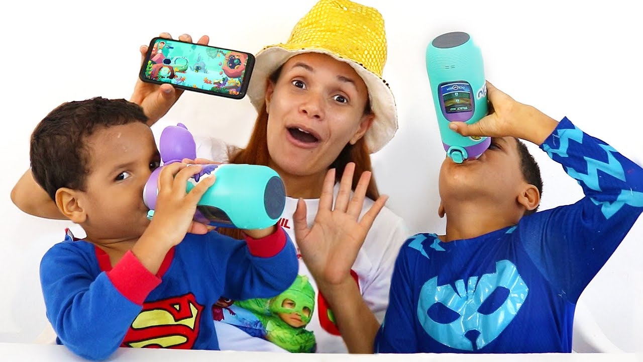 Water drinking competition for kids! with an interactive water bottle ...