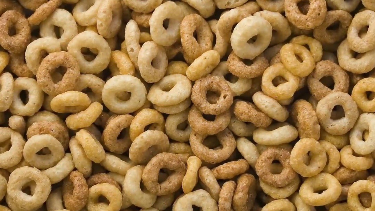 Potty Train with cheerios - YouTube