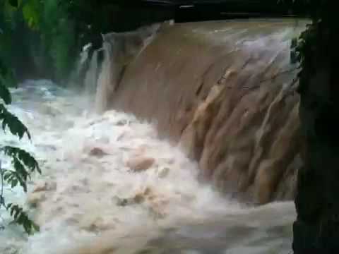 Flooding on Peachtree creek near Emory University at Houston Mill Road