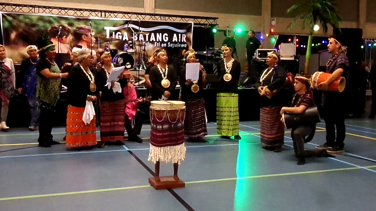 Dansa Babargroep - Tiga Batang Air - Malam Rama Tama - YouTube
