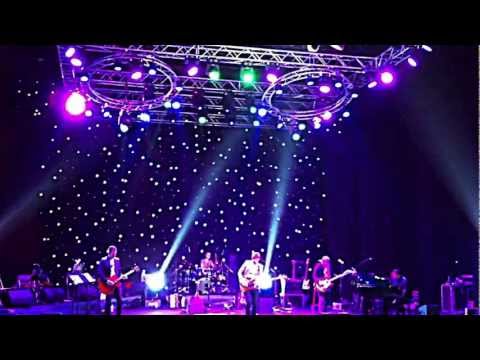 Redd Nadas live