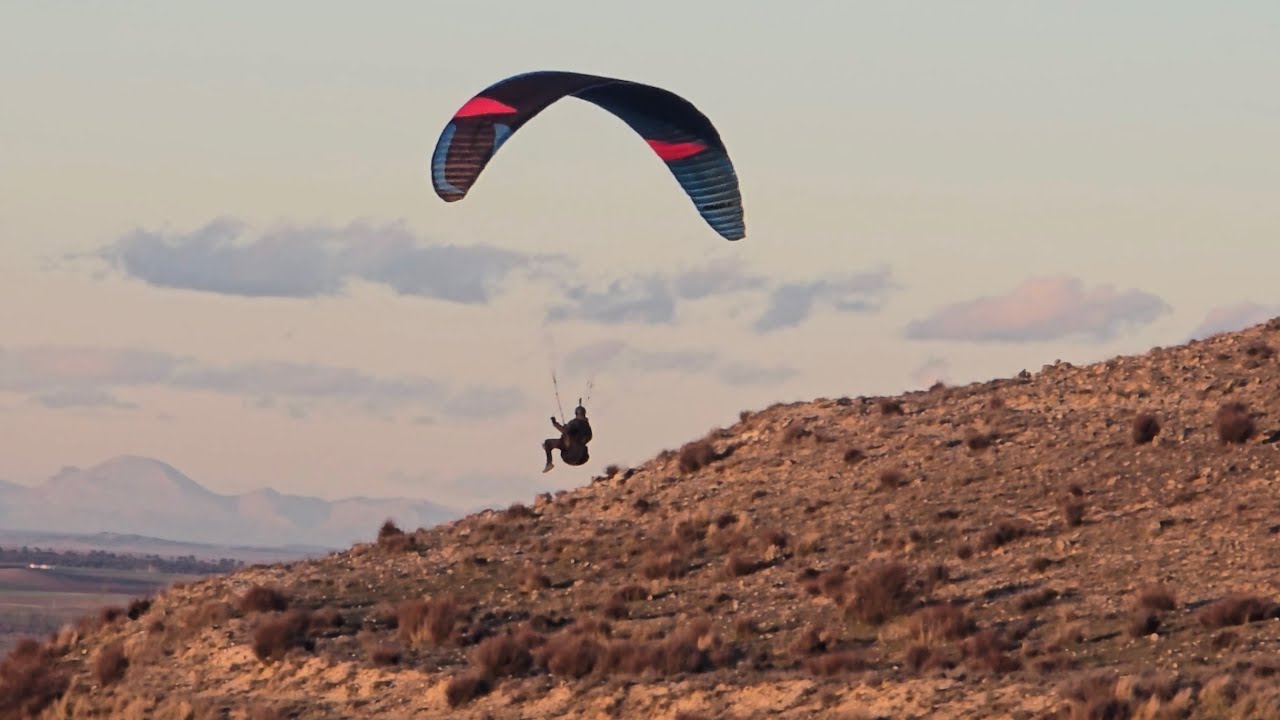 Flow Mullet 17m inland full flight - YouTube