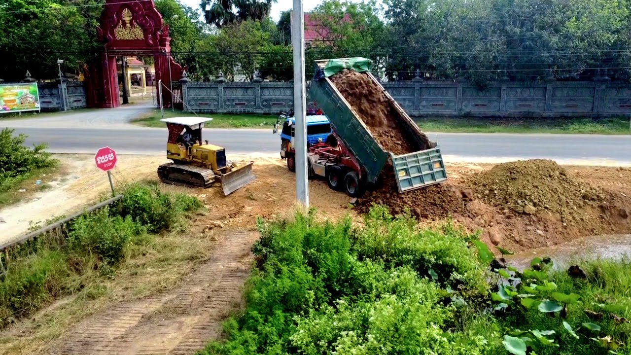 Great New Project!Filling Lake of Pagoda Side Road Operator by KOMATSU Dozer D31P Push Soil Mix ...