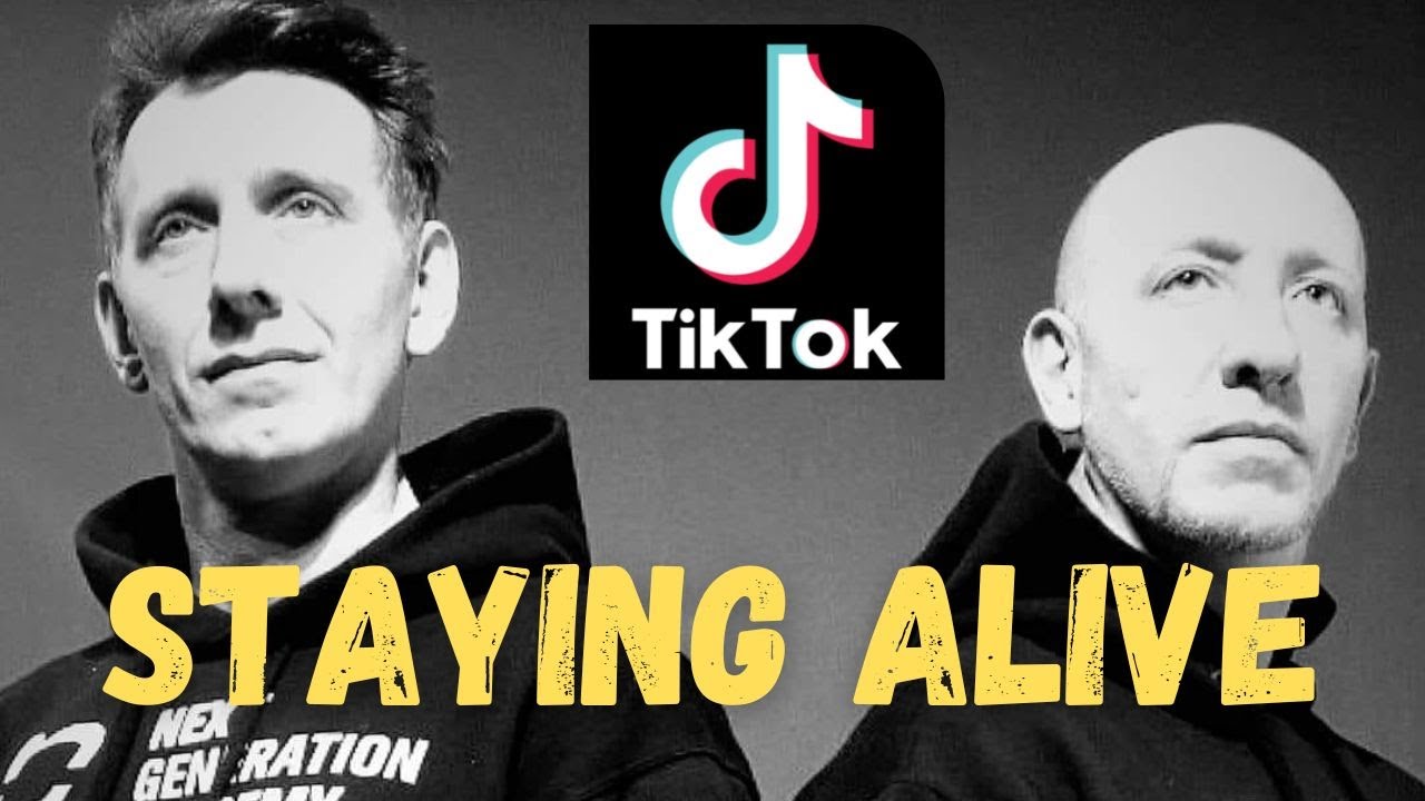 TIK TOK STAYIN ALIVE con Claudio e Paolo Ladisa - YouTube