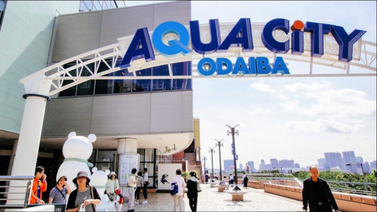 BEST MALL IN ODAIBA JAPAN :) - YouTube