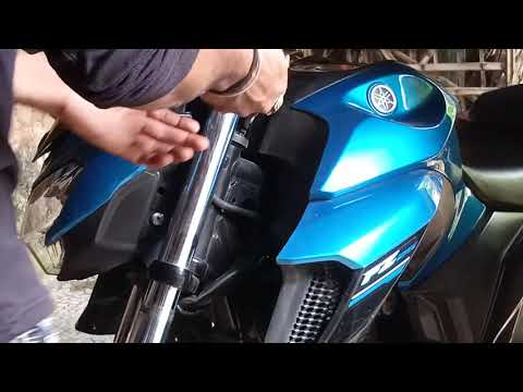 Fixing Fork Leaks: Yamaha FZ 250 Front Suspension Oil Seal Replacement ...