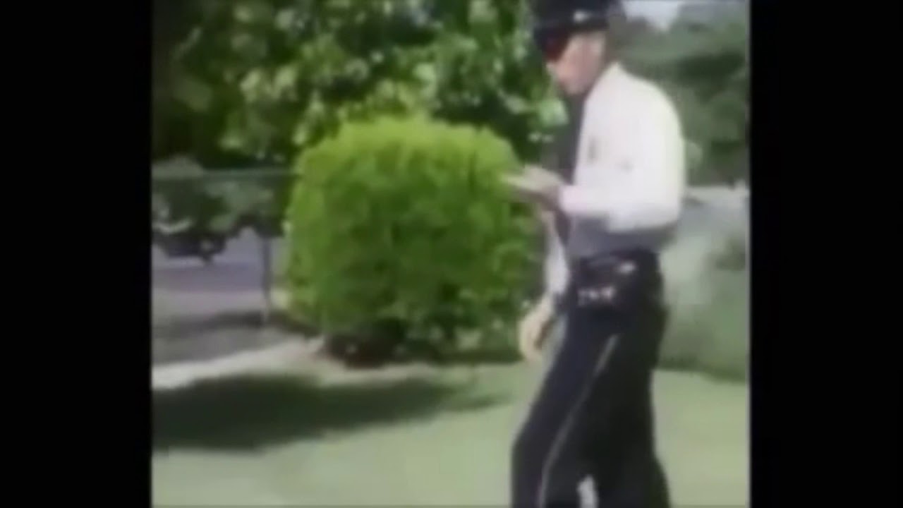 A rare video of JD Tippit returning to patrol. - YouTube