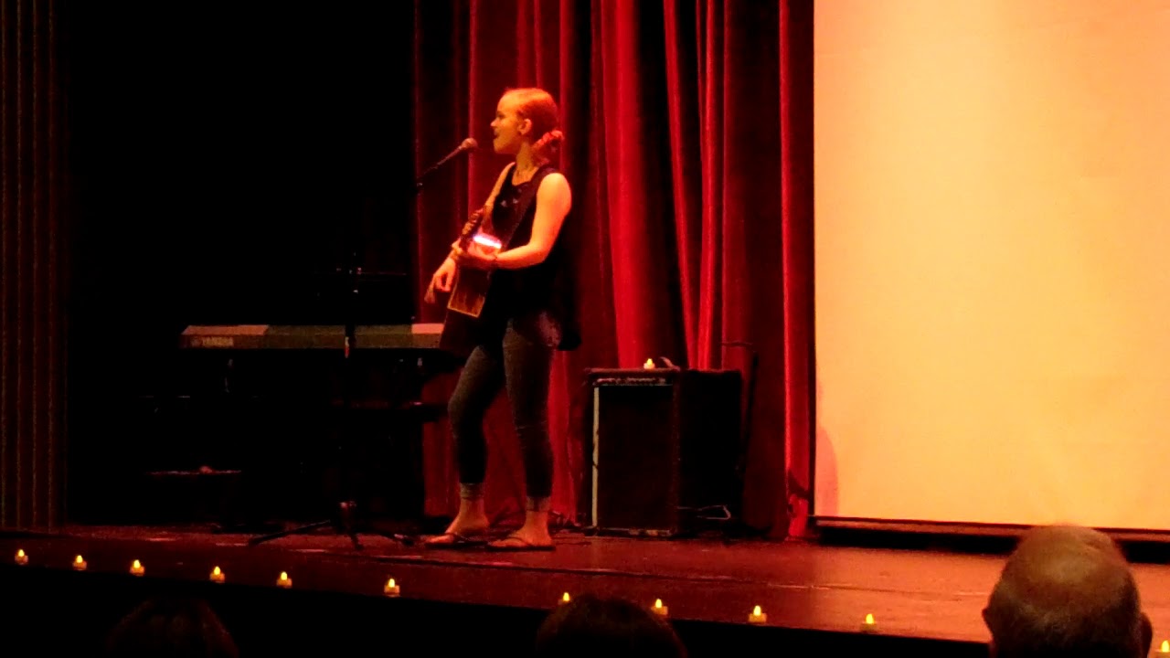 Fill A Heart by Vicky Lynch - YouTube