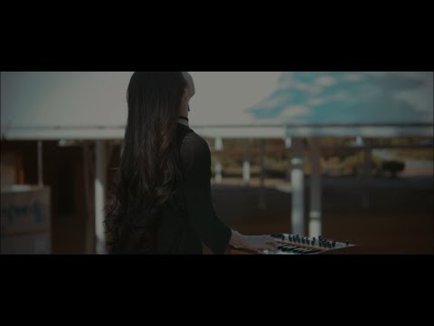 [국내발매] Gold Line & Safira. K - Love Me (Out Now) [Discovery Deep] - YouTube