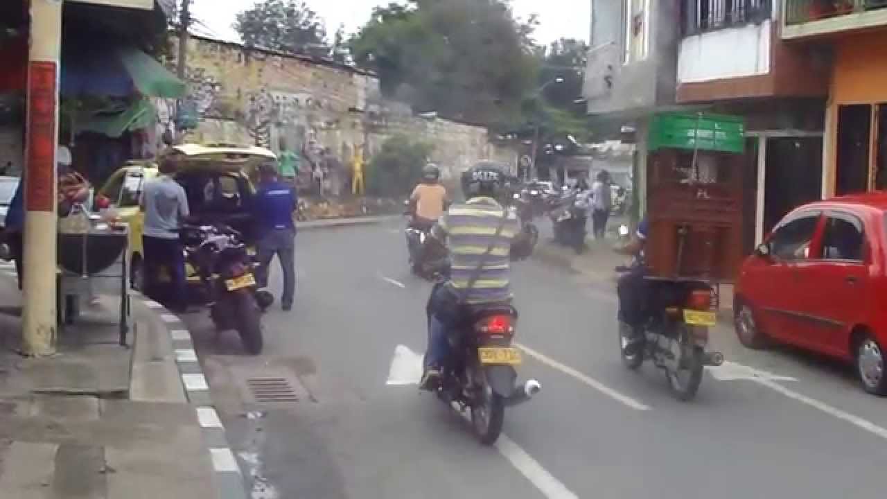 ARREGLANDO CALLES EN BUEN ESTADO. - YouTube