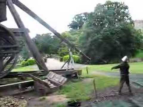 Awesome Trebuchet Launching - YouTube