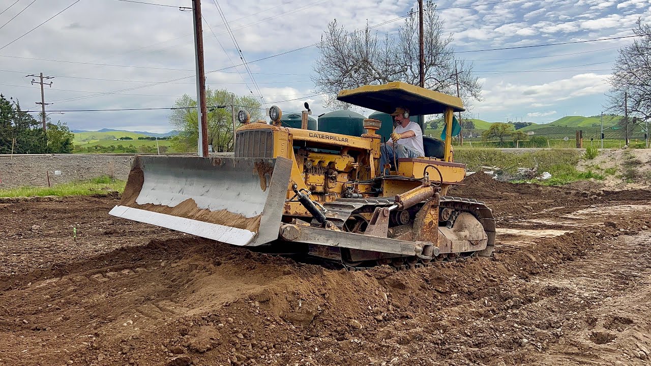 Moving Dirt with our D6-9U Caterpillar Bulldozer - YouTube