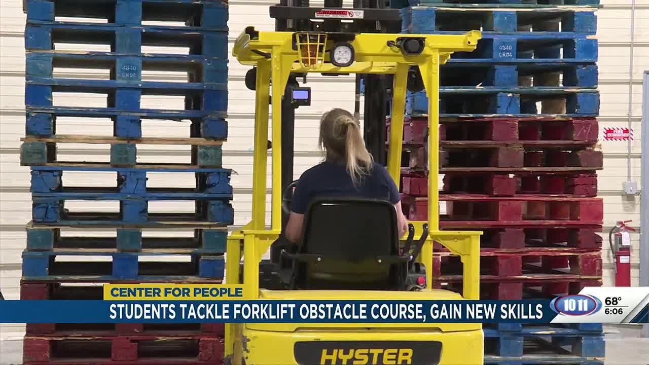 Students take on Forklift Obstacle Course - YouTube