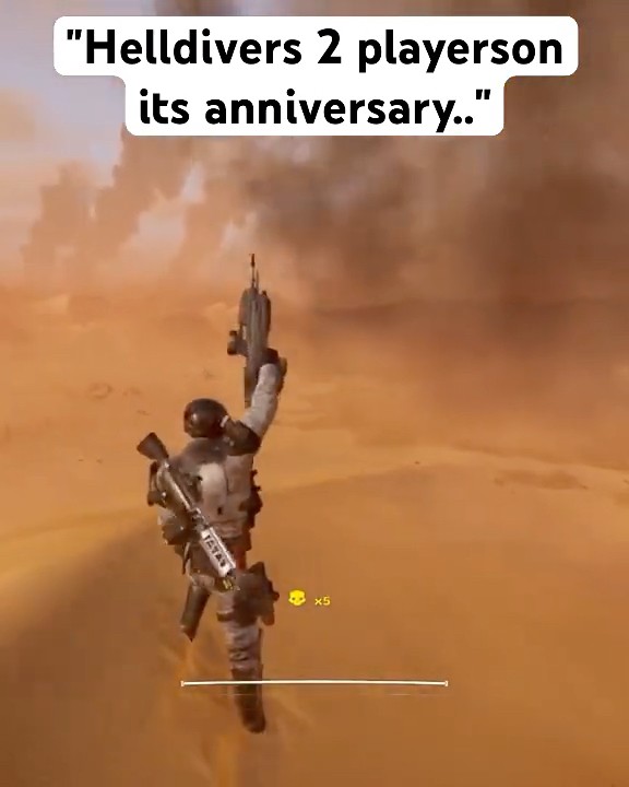 You can shoot with the new raise weapon emote in Helldivers 2 #shorts # ...