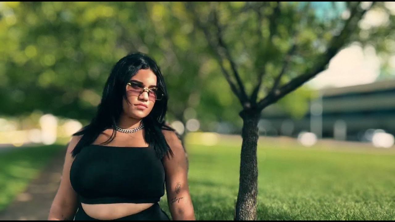 Mari Palacios - Segunda Opción (Video Oficial) @Partiendolamusic - YouTube