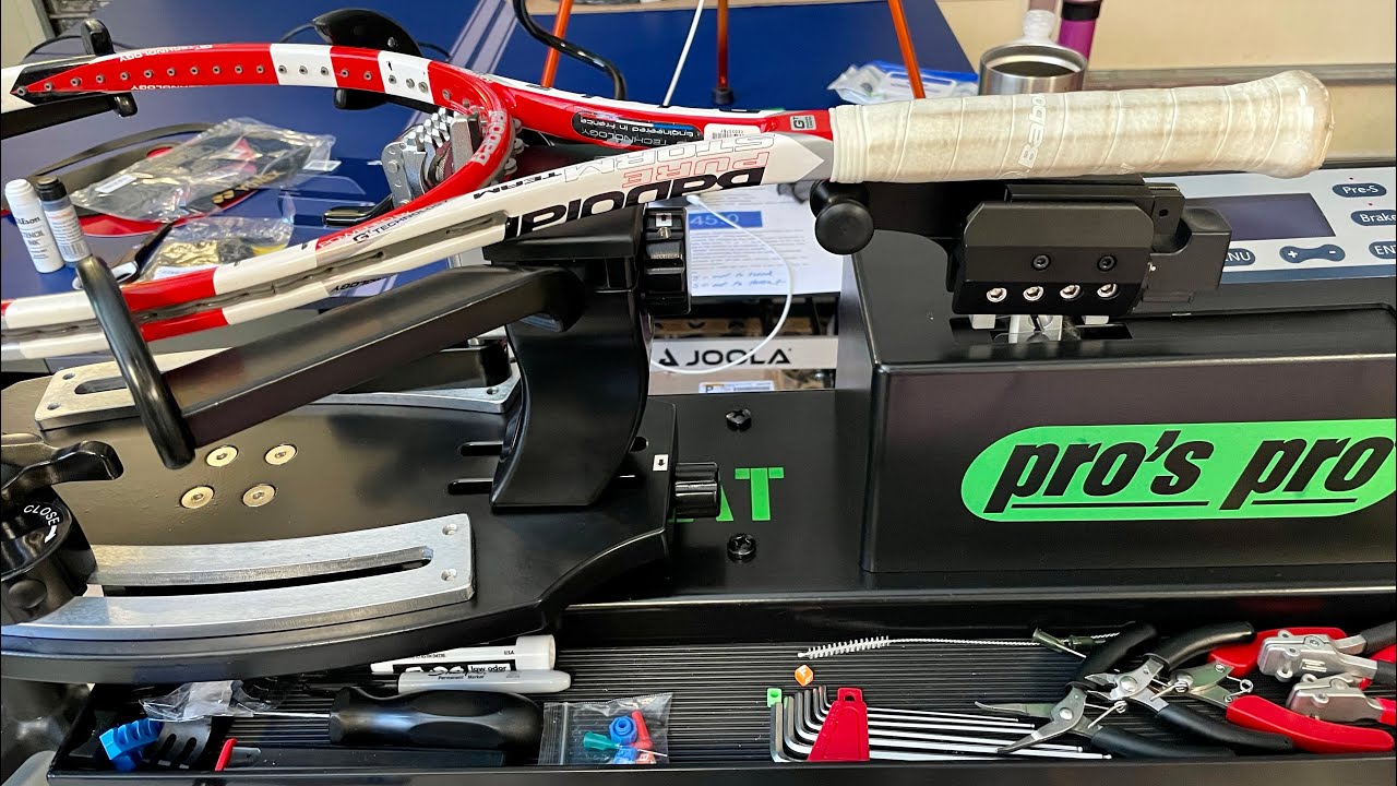 Stringing crosses on Babolat Pure Storm Team - Tomcat MT400 - YouTube