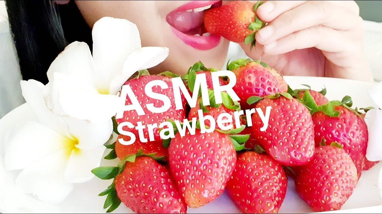 ASMR Strawberry | Eating sounds |เสียงกืนสตรอเบอรี่ |TK ASMR - YouTube