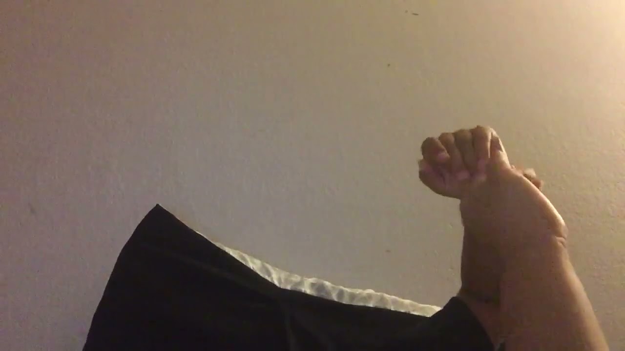 |ASMR| Knuckles cracking|ASMR| Satisfying Noise| - YouTube