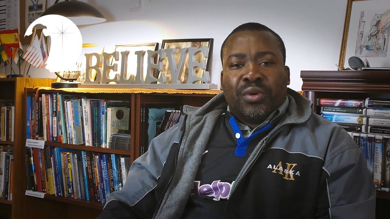 Testimony of pastor Andrew Thomas Sesay - YouTube