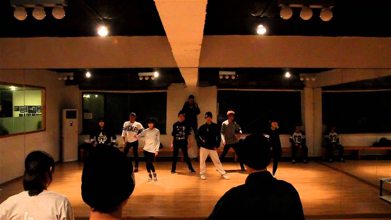 2014.URBANPLAY # WAACKING CLASS # MC.JO - YouTube