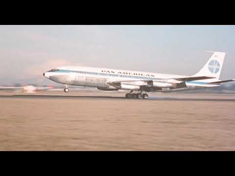 PanAm B707 landing 2 - YouTube