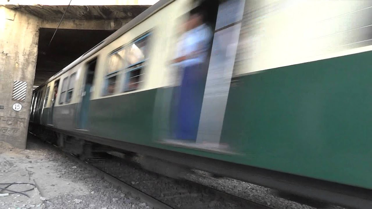 FASTEST EMU TRAIN : Ghaziabad - Delhi [HD] - YouTube