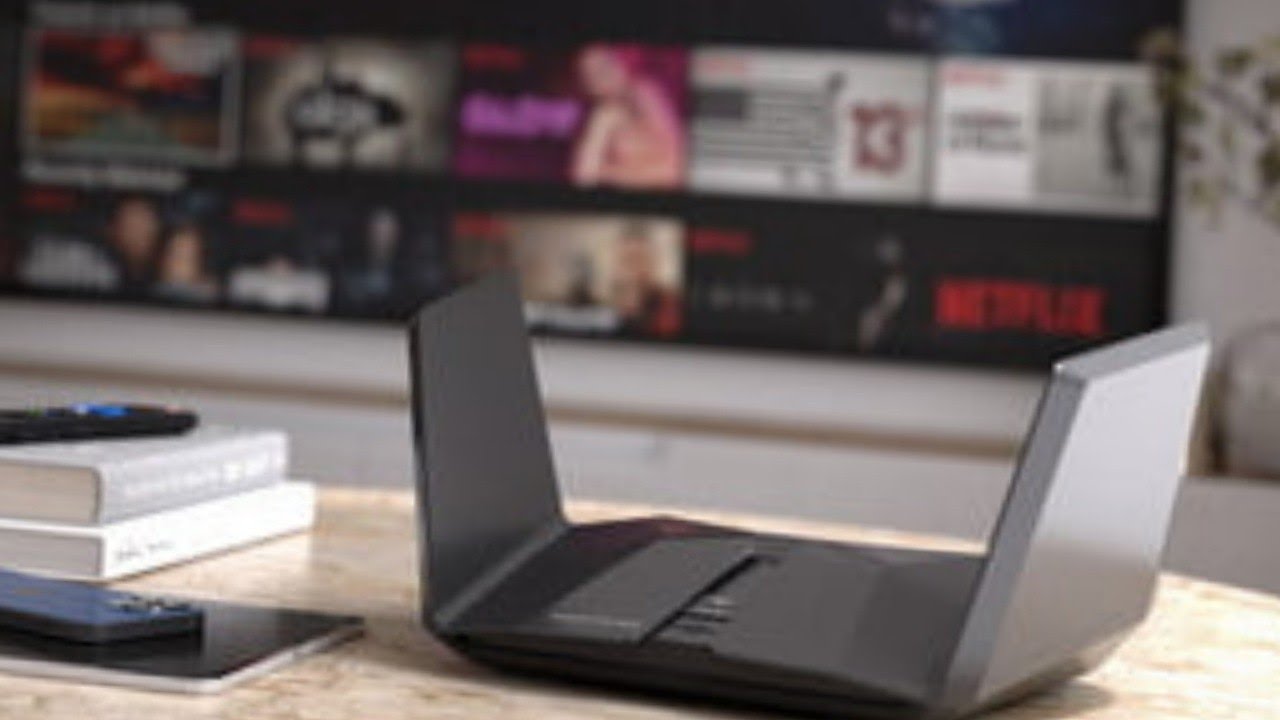Netgear Nighthawk RAXE500 Debuts as a tri-band router one of the world ...