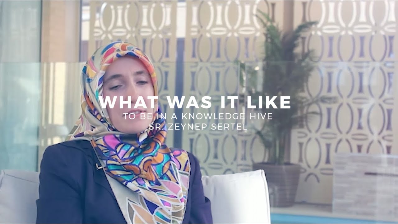 What is it like to be in a Knowledge Hive? - YouTube