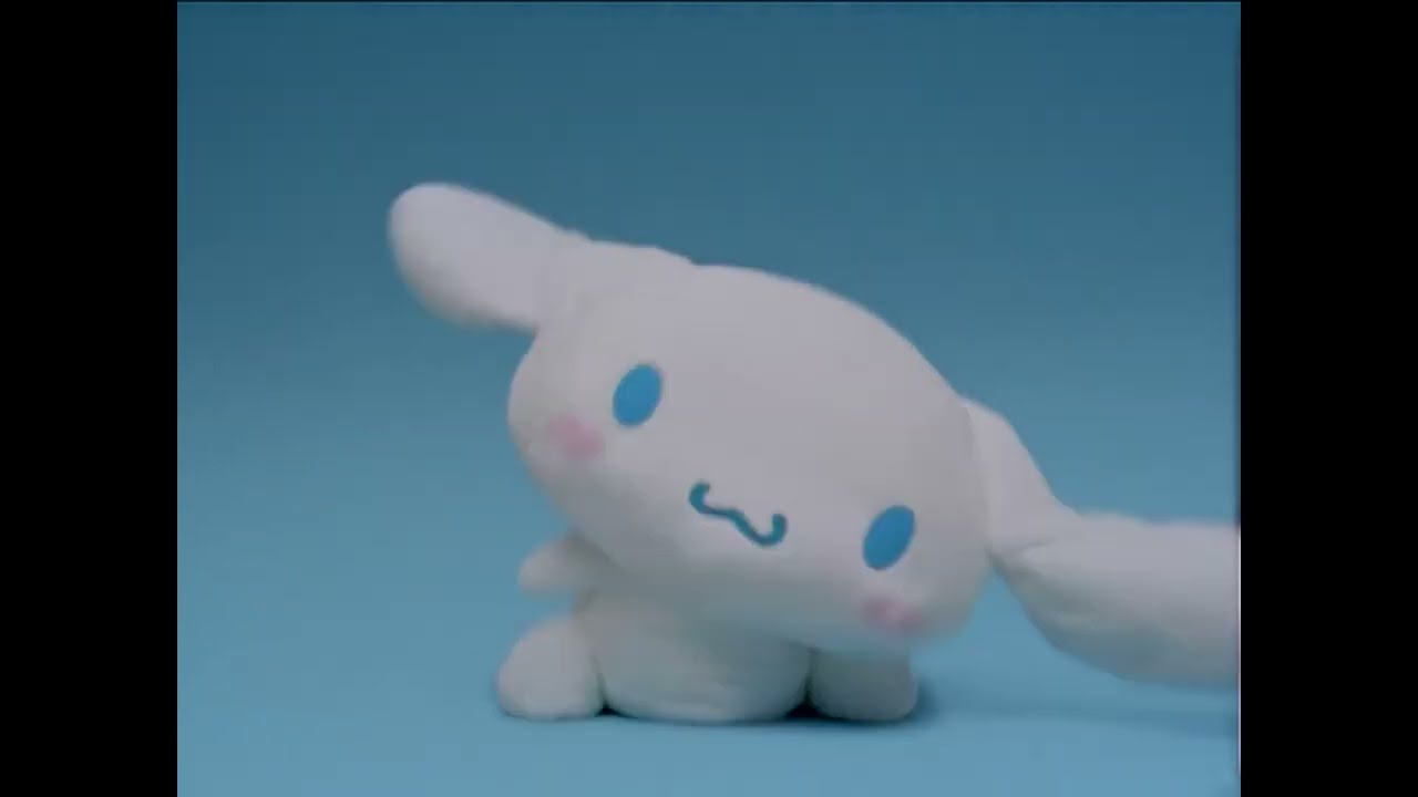 cinnamoroll dancing to butterfly (sped up) - YouTube