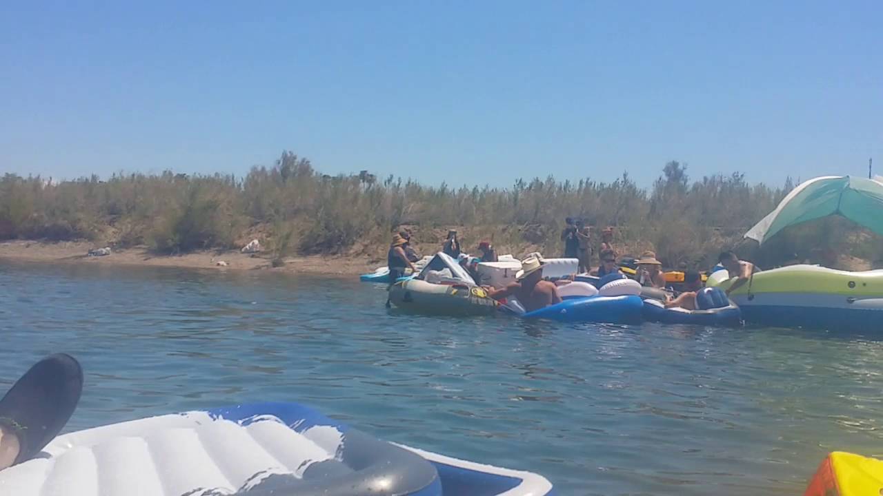 Bullhead city river regatta - YouTube