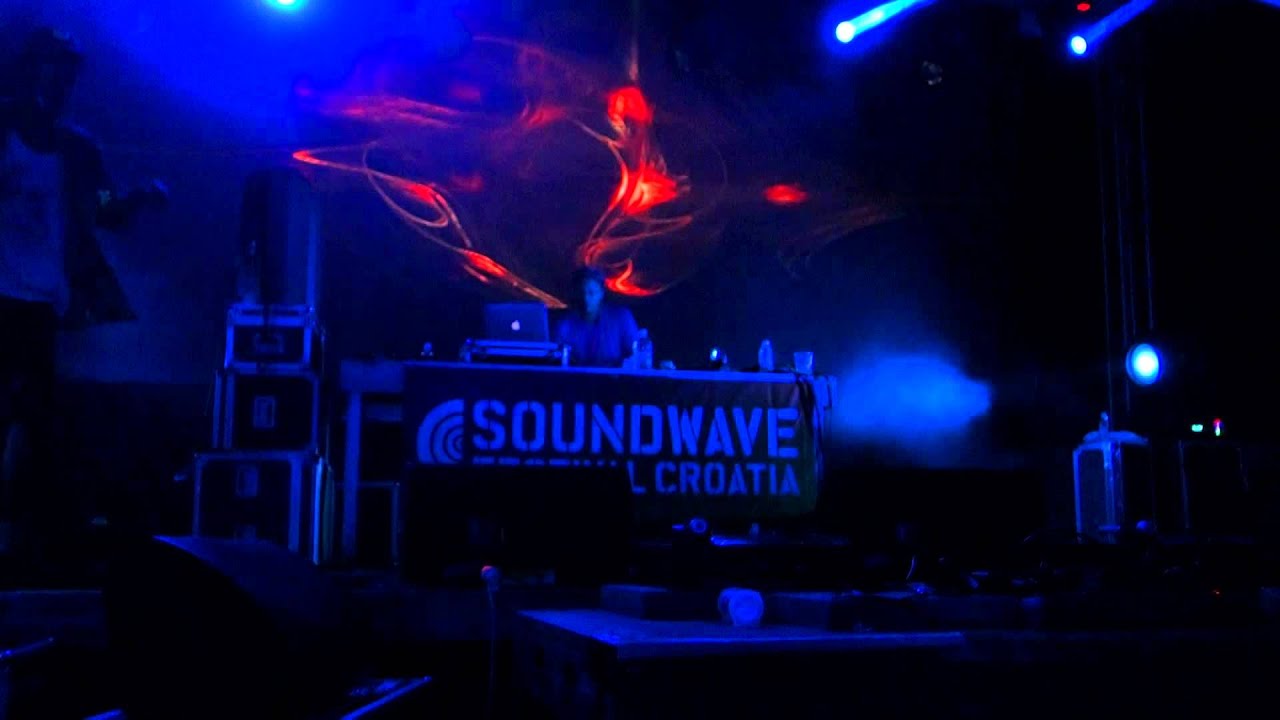 SOUNDWAVE FESTIVAL CROATIA 2015 / LTJ BUKEM - YouTube