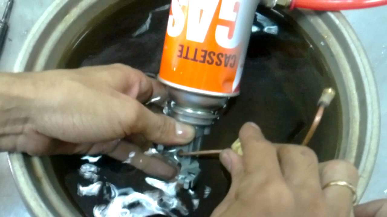 Gas pipe testing - YouTube