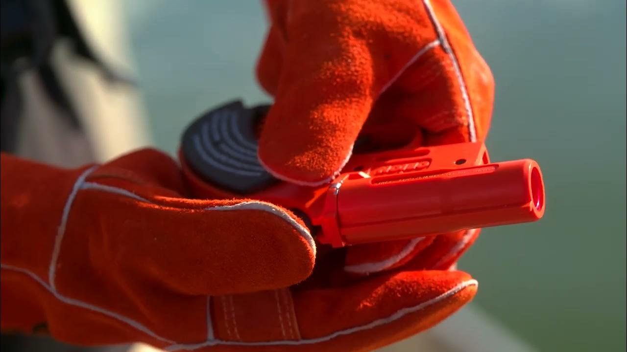 How Do I Use a Flare Gun? - YouTube