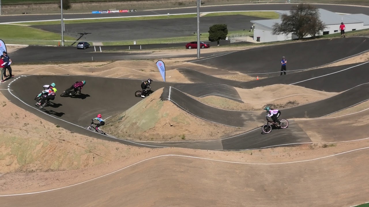 12 Girls Final - 2019 Bathurst BMX Open - YouTube