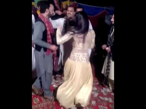 2017 PAKISTANI MUJRA DANCE MUJRA MASTI