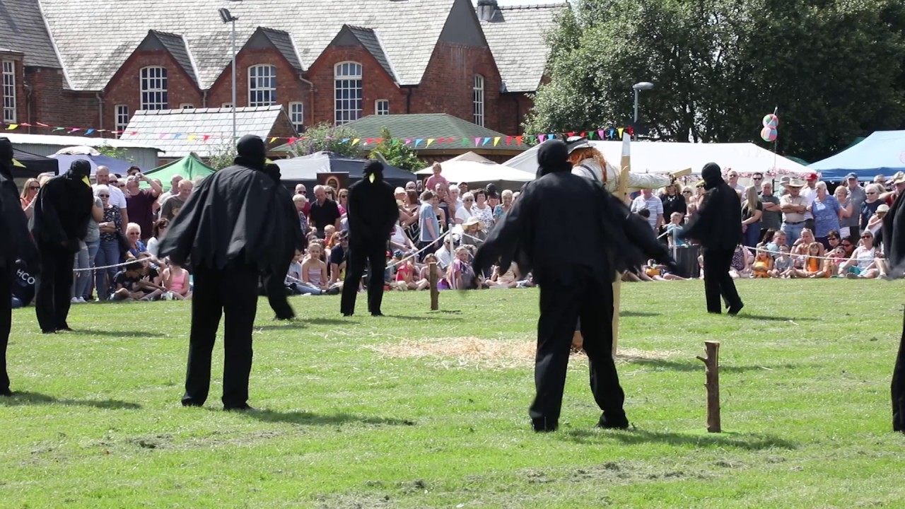 Moulton Crow Fair 2017 - YouTube