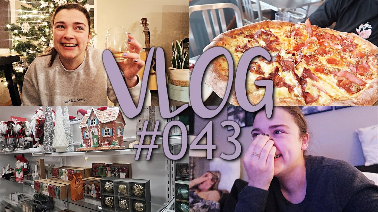 Vlog #043 || life is changing tides 🌊 Christmas decorating, guitar ...