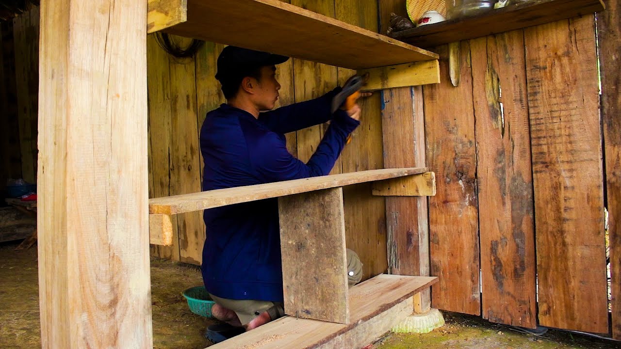 Kitchen partition combined with cabinets for utensils - Feeding ducks ...