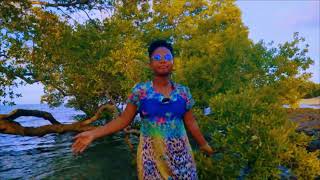 How African Girls Bath In The River In The Village Daisy Bilha Mp3 ...