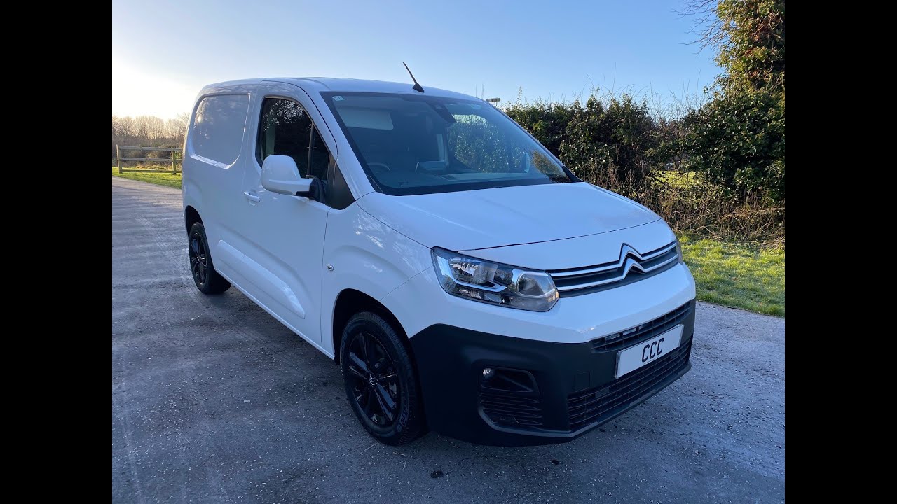 February 2021 Citroen Berlingo M 1.5 BlueHDI Driver. POLAR WHITE - YouTube