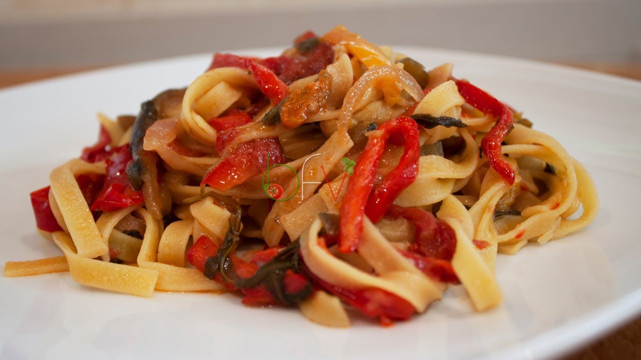 TAGLIATELLE ALL'ORTOLANA - Buono Facile Veloce - YouTube