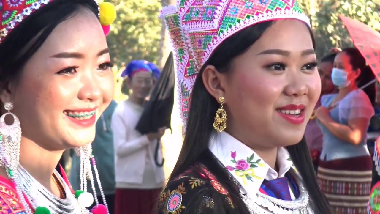 Maiv Xyooj Lee kwv txhiaj nkauj nraug tsis sib tau lau lau mam rov sib ntsib tus siab kawg ...