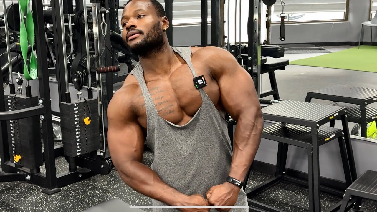 HOW TO GROW YOUR LOWER CHEST | TIPS!!! - YouTube