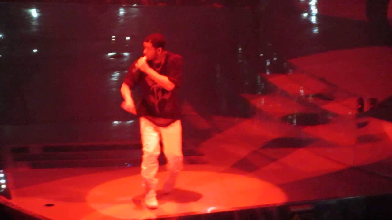 DRAKE - No Lie (Live Bercy 2014) - YouTube